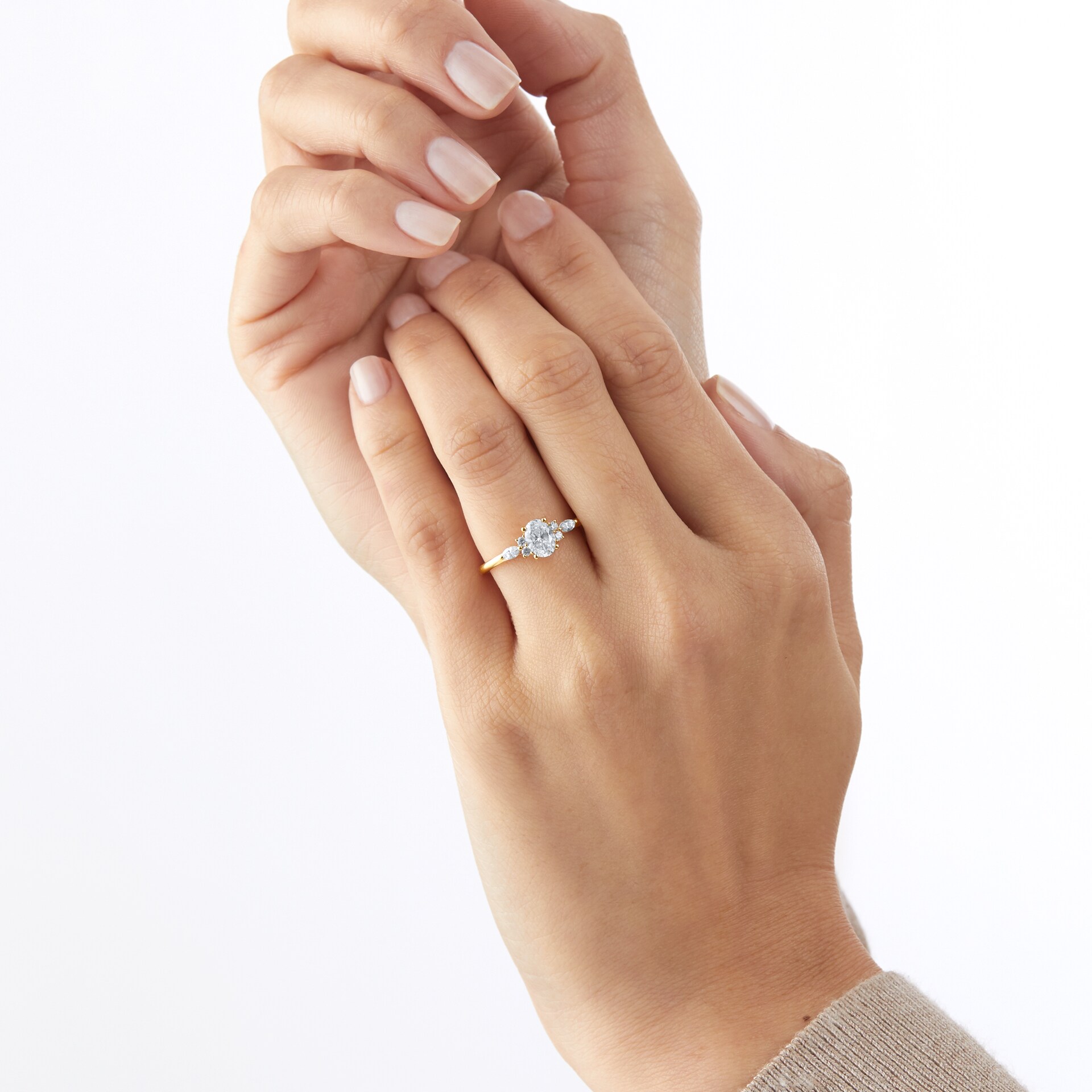 Cluster Engagement Rings, Diamond Cluster Rings, Gold Oval, Square ...