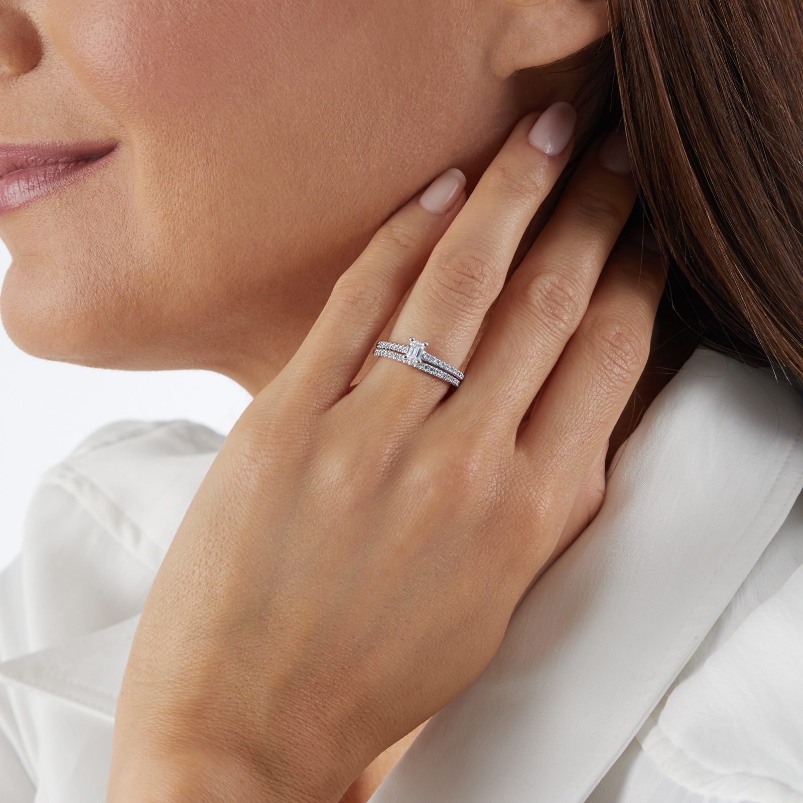 Goldsmiths Platinum 0.66ct Diamond Emerald Cut Solitaire Bridal Set JEU5021DC | Goldsmiths