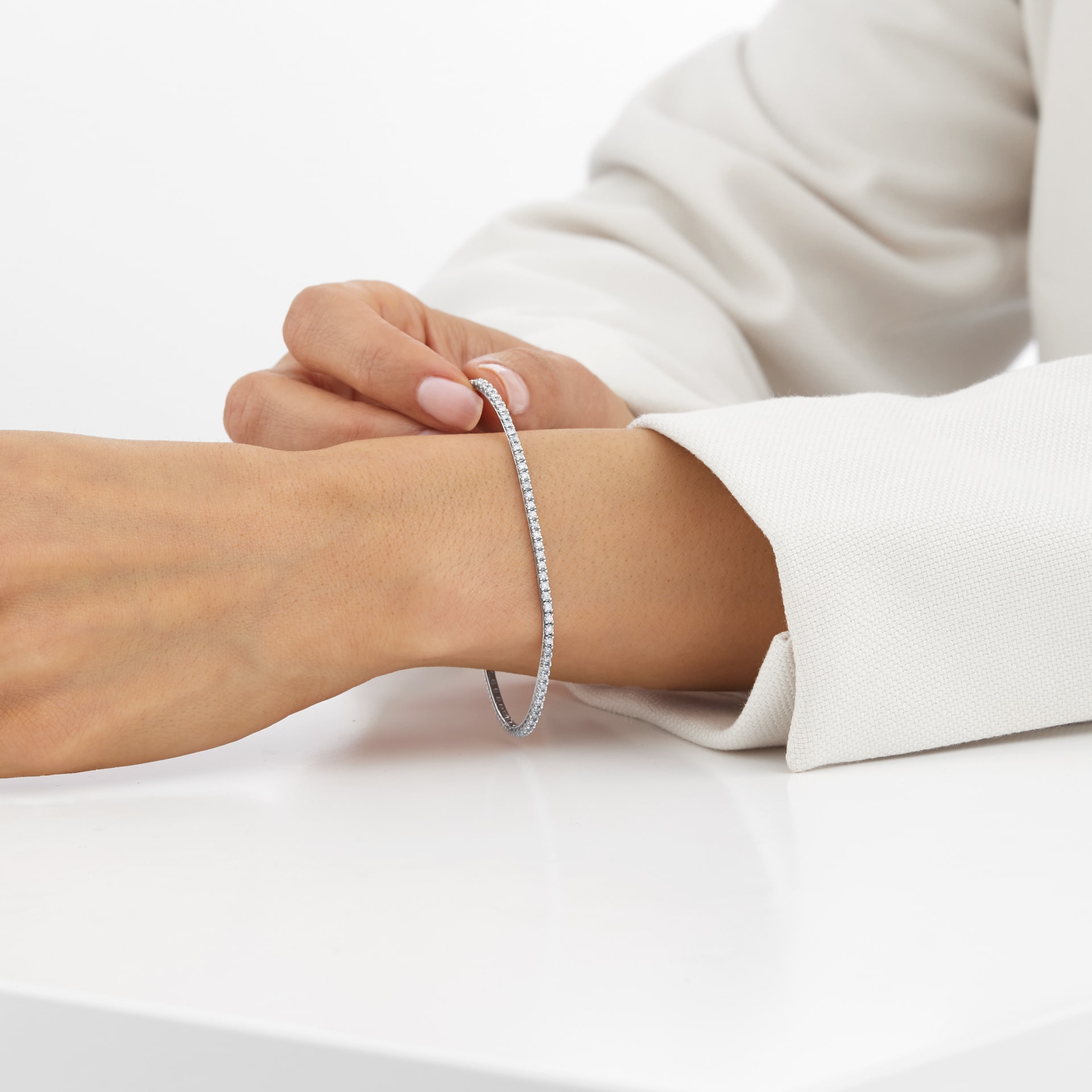 Bracelets, Yellow, White & Rose Gold Bracelets & Bangles for Women UK ...