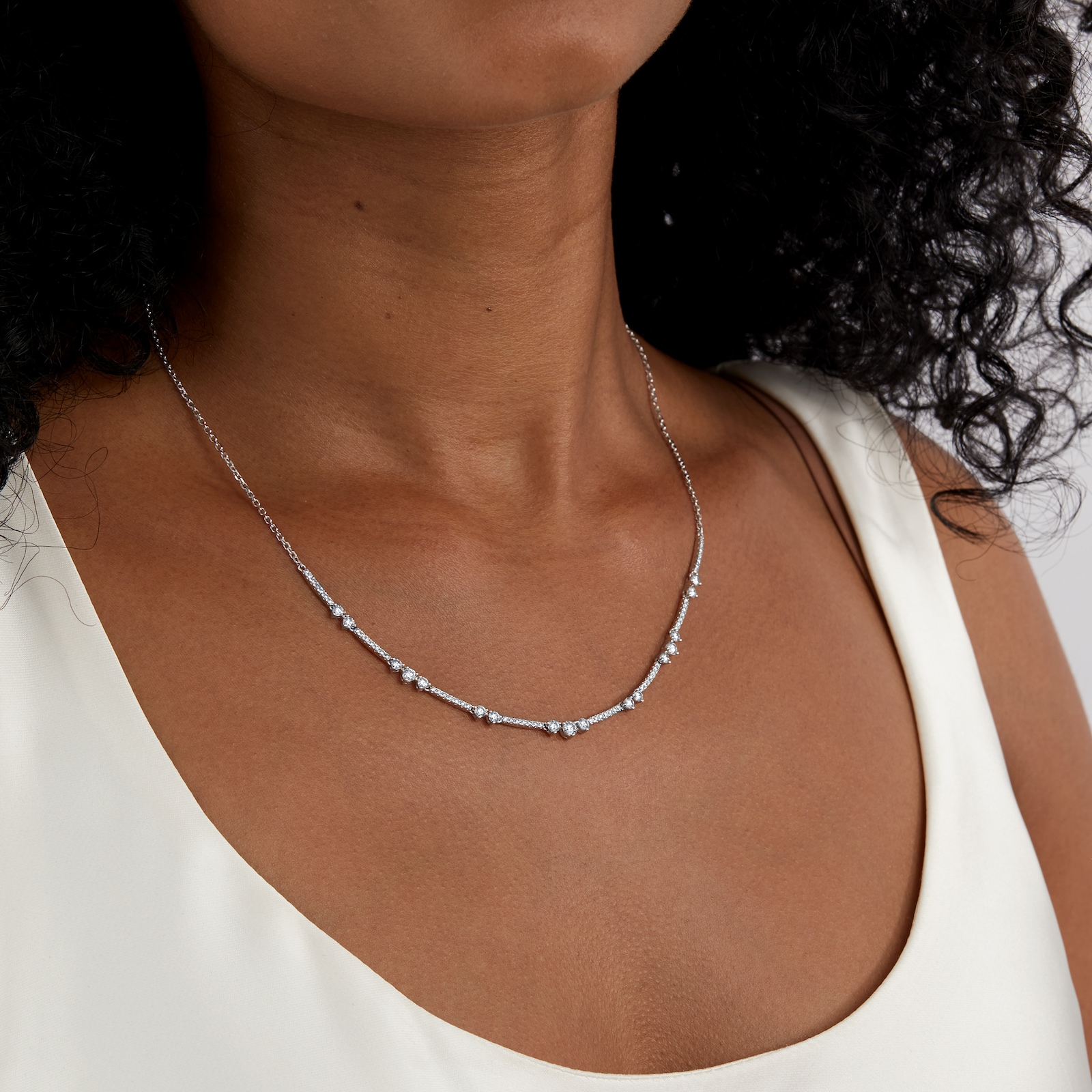 Goldsmiths 18ct White Gold Linear Line Necklace NA4351DS18KW | Goldsmiths