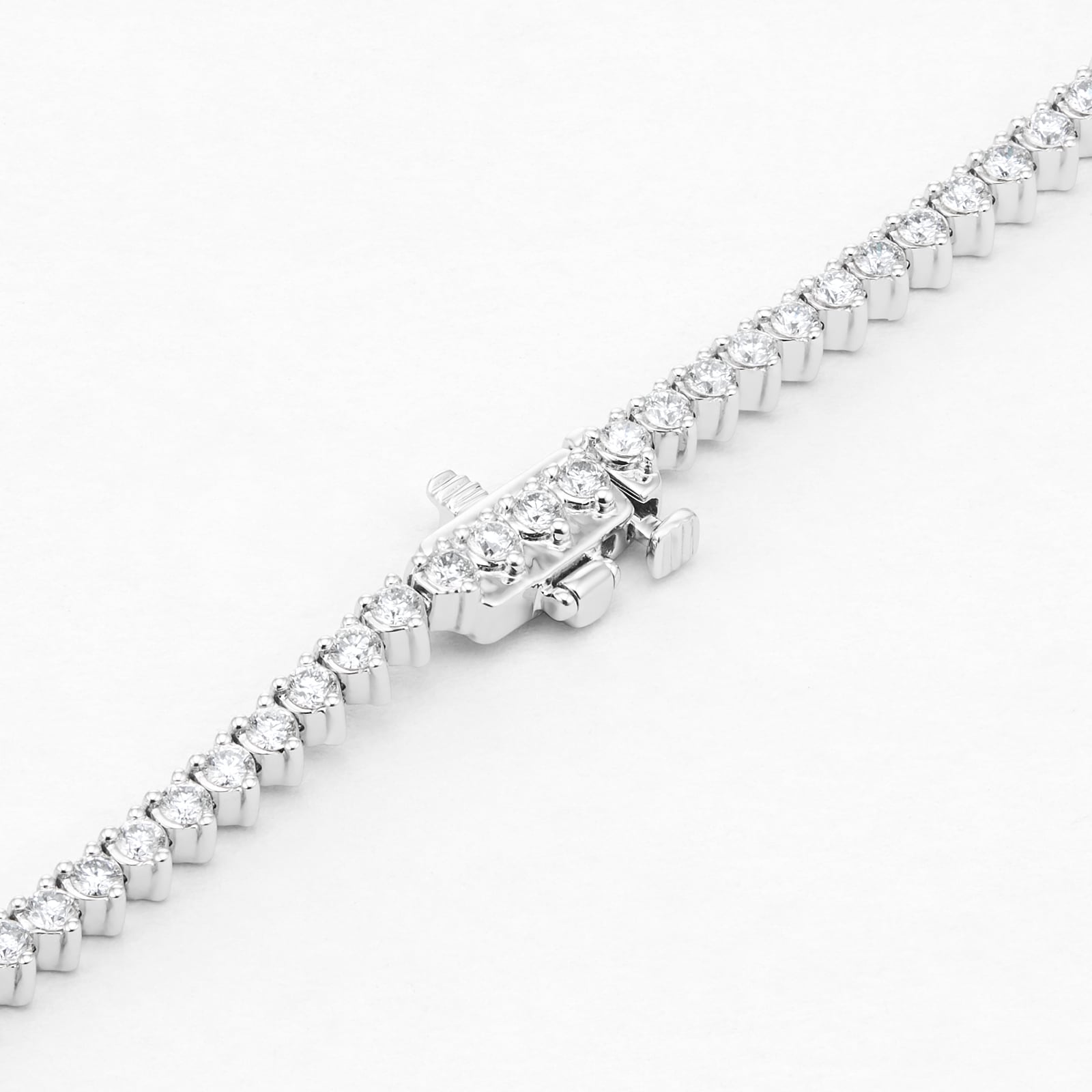 Goldsmiths 18ct White Gold 7cttw Graduated Diamond Line Necklace ...