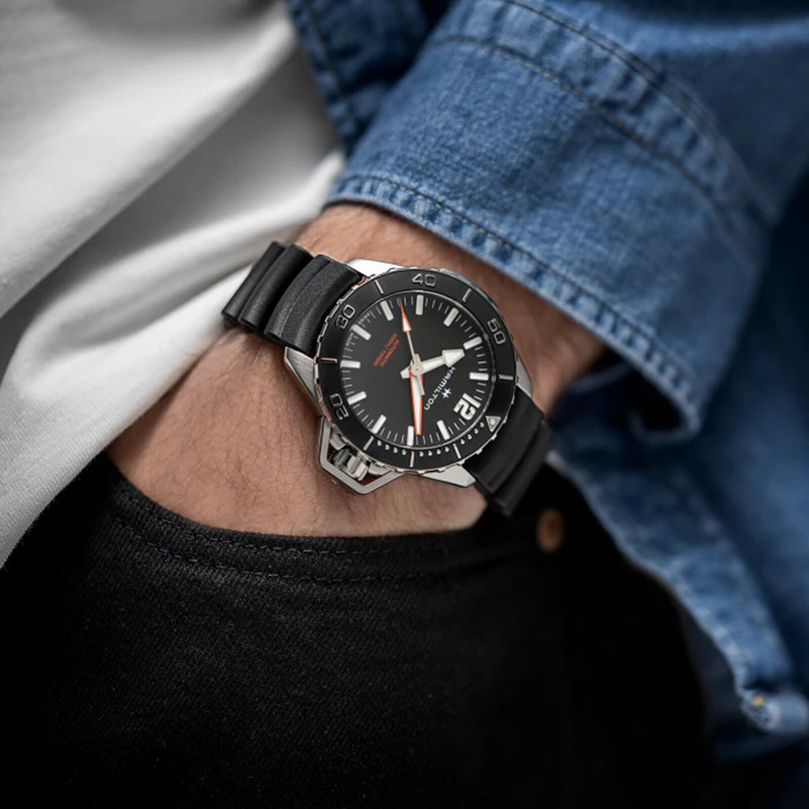 Hamilton Khakhi Navy Frogman 46mm Auto Mens Watch Black H77825330 ...