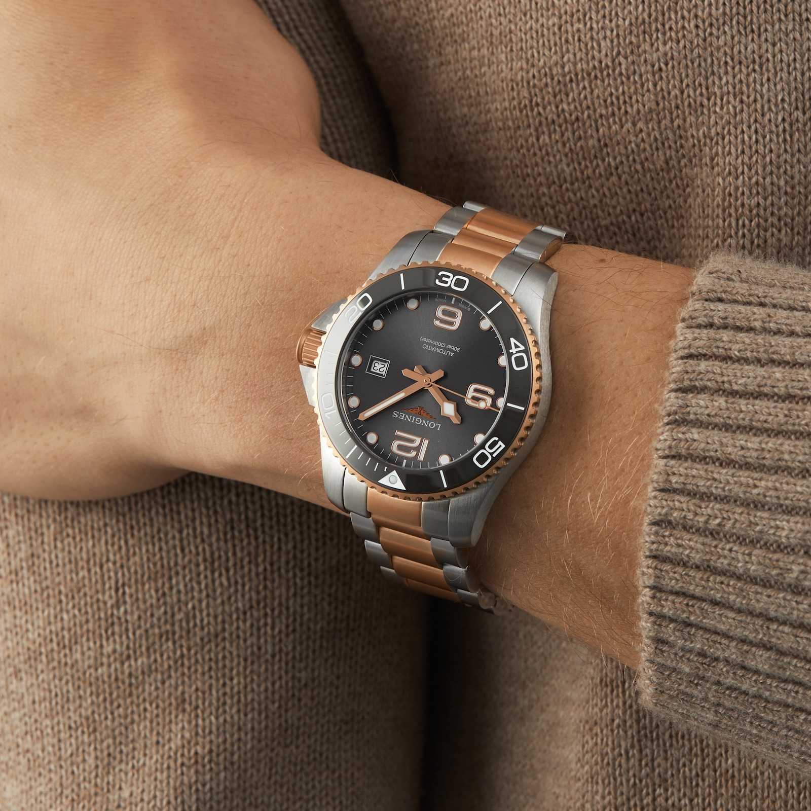 Longines HydroConquest 43mm Mens Watch Sunray Grey L37823787 | Goldsmiths