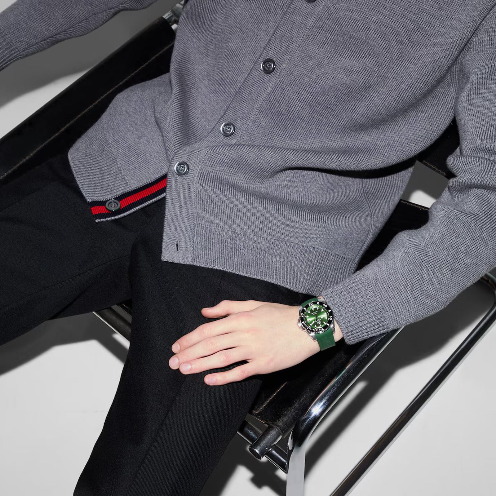 Gucci Dive Watch, 40mm YA136360 | Watches Of Switzerland UK