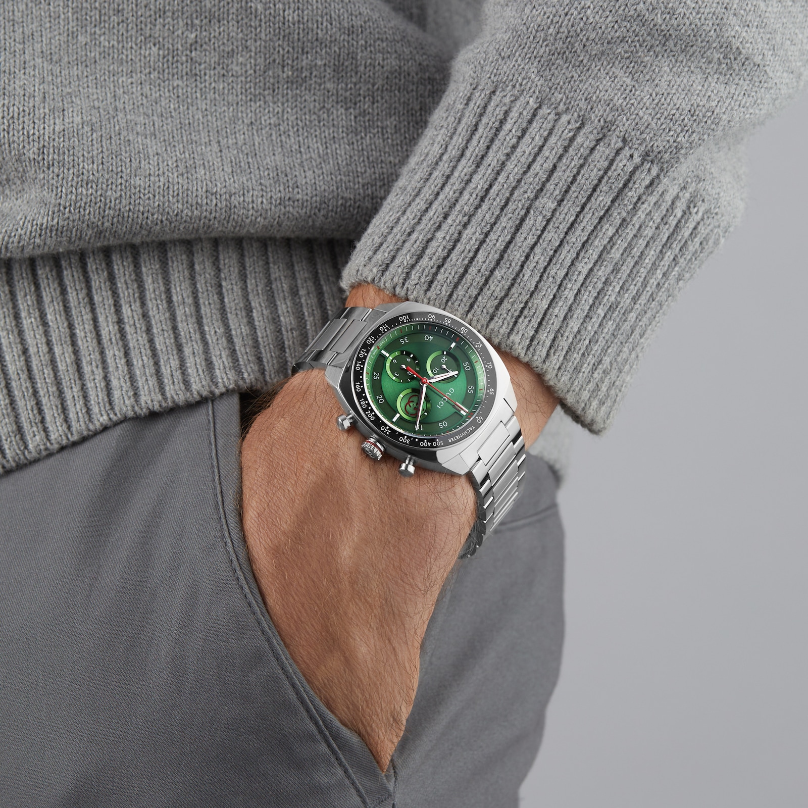 Gucci Interlocking watch, 41mm YA142318 | Goldsmiths