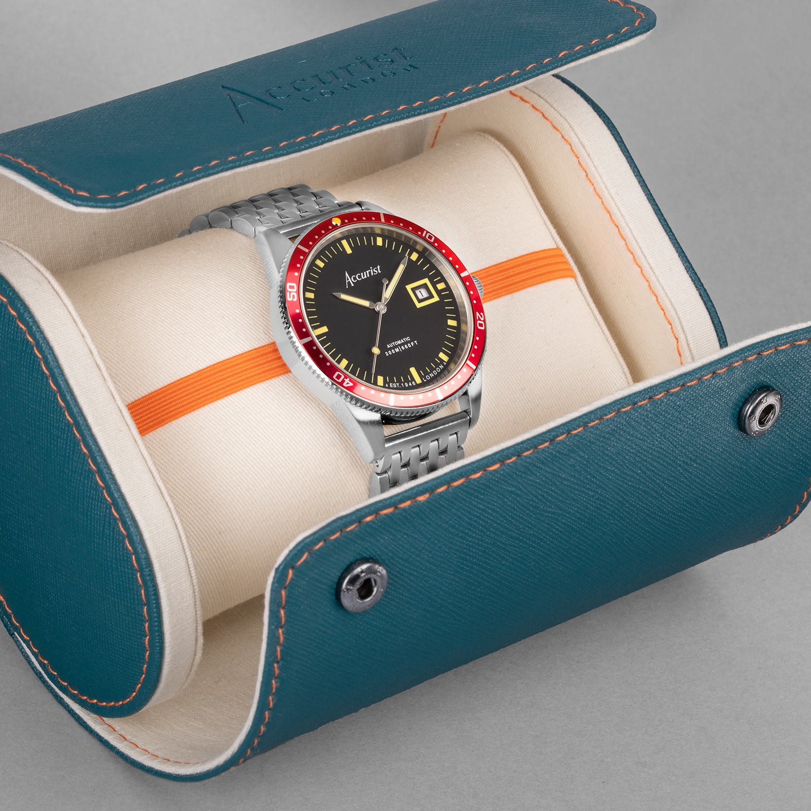 Accurist Dive Black Stainless Steel Automatic 42mm Watch 72007 | Goldsmiths