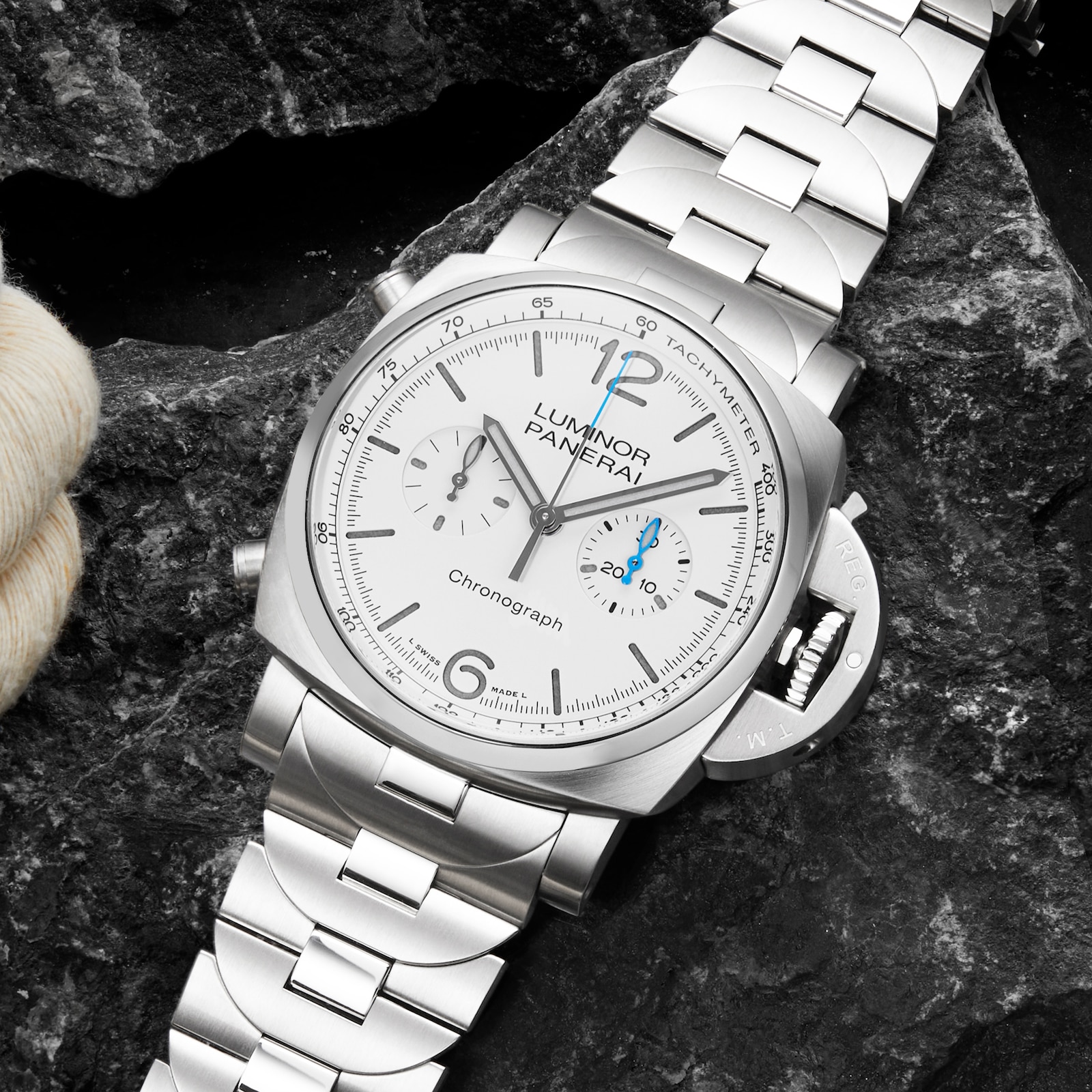 Panerai Luminor Chrono PAM 1548 Automatic 44mm Watch PAM01548 | Goldsmiths