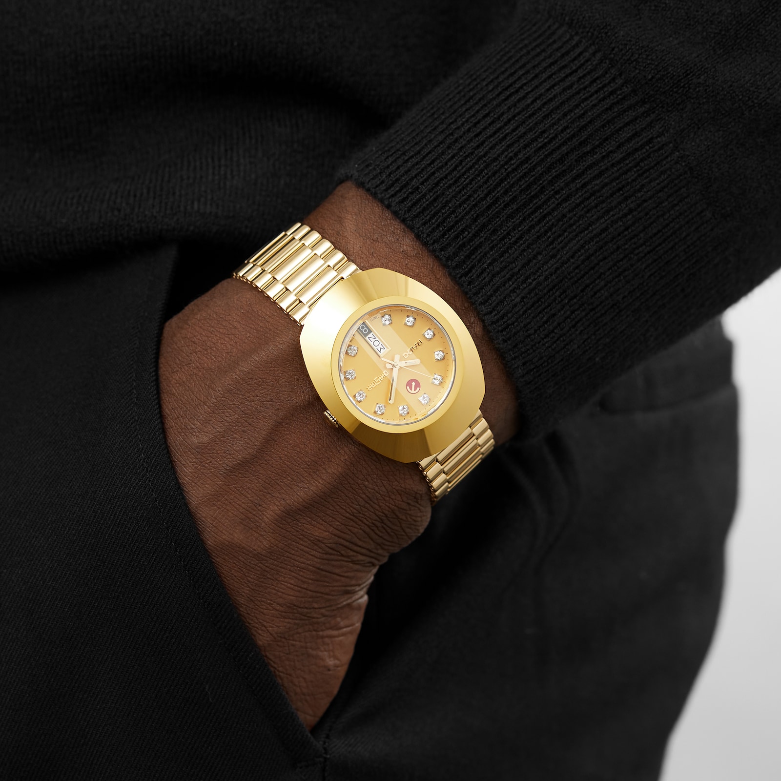 Rado DiaStar 35mm Mens Watch Gold R12413493 | Goldsmiths