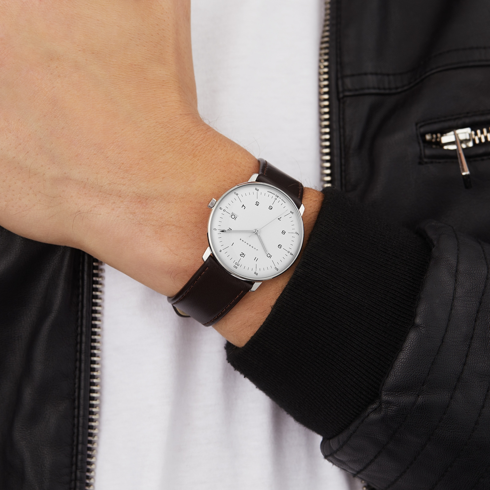 Junghans Max bill Quarz 38mm 41/4461.02 | Watches Of Switzerland UK