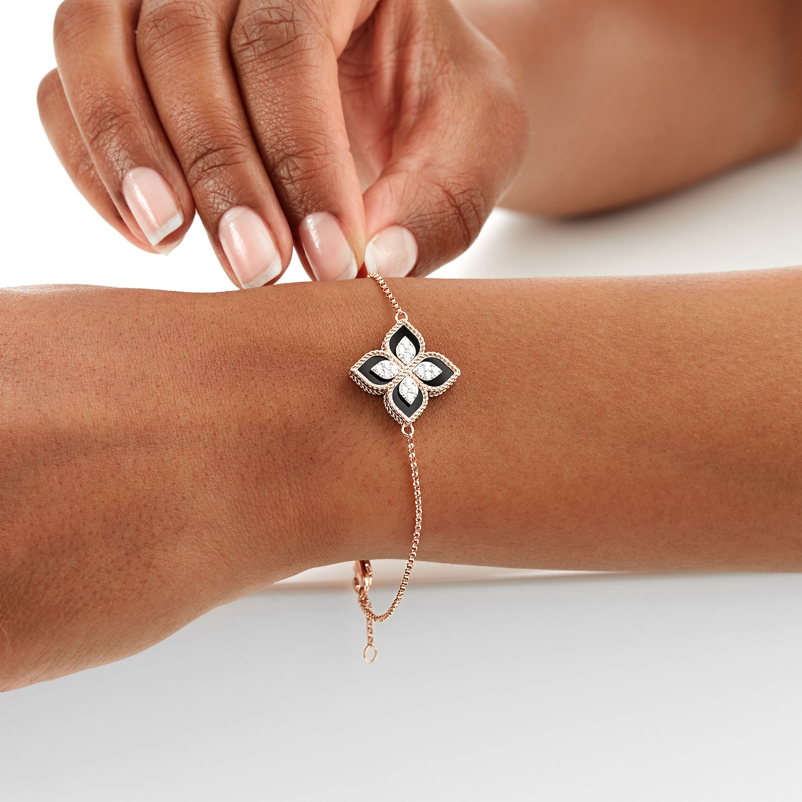 Roberto Coin Princess Flower Black Jade 0.18cttw Diamond Bracelet ...