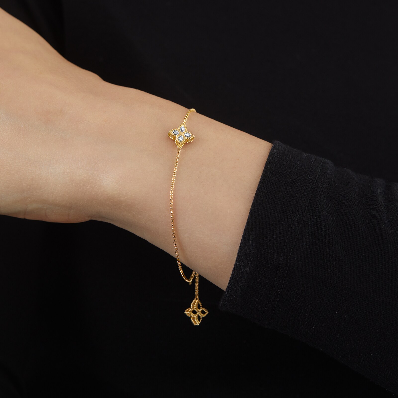 Roberto Coin Princess Flower 18ct Yellow Gold Diamond Bracelet ADR777BR1039 | Goldsmiths