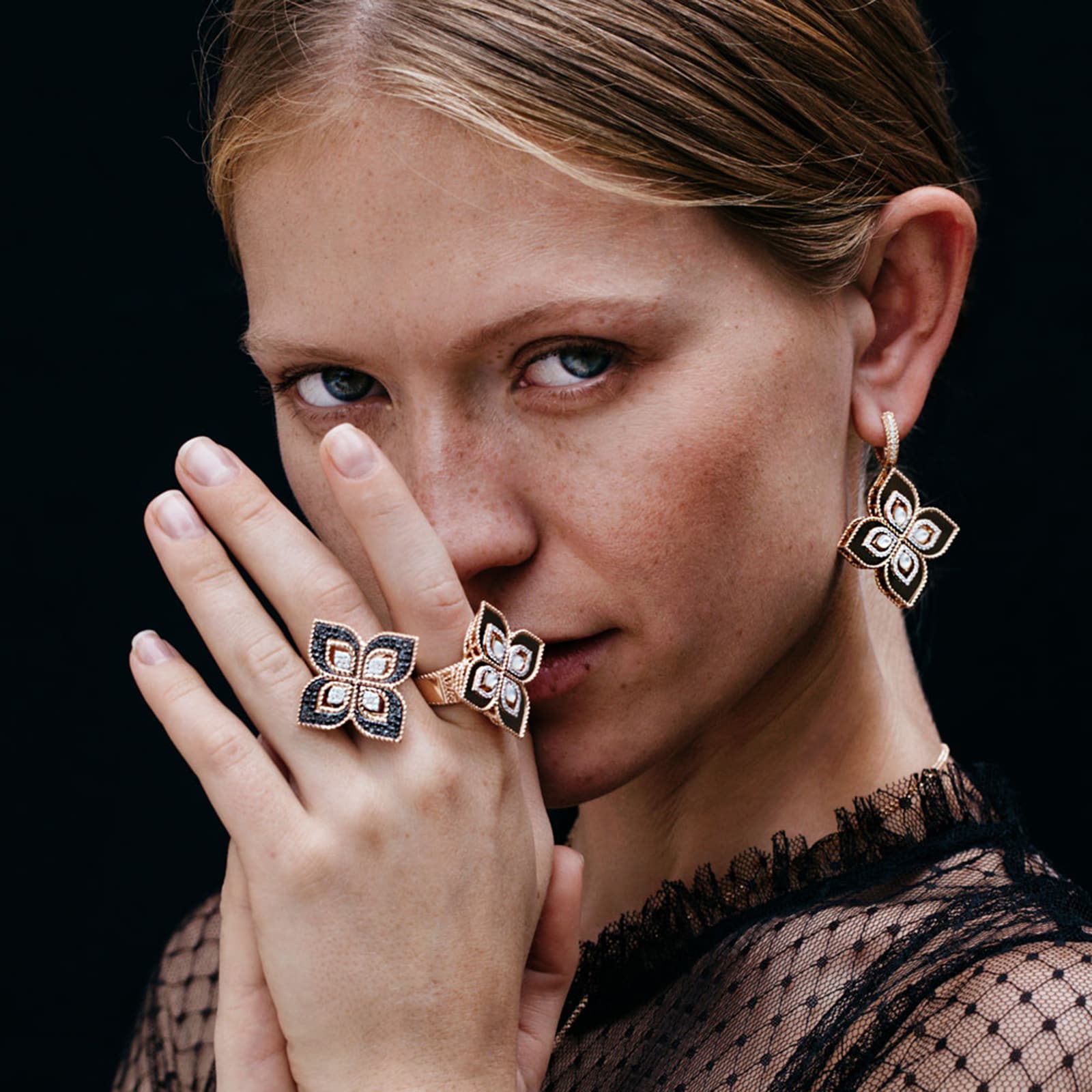 Roberto Coin Princess Flower 18ct Rose Gold Black & White Diamond Ring ...