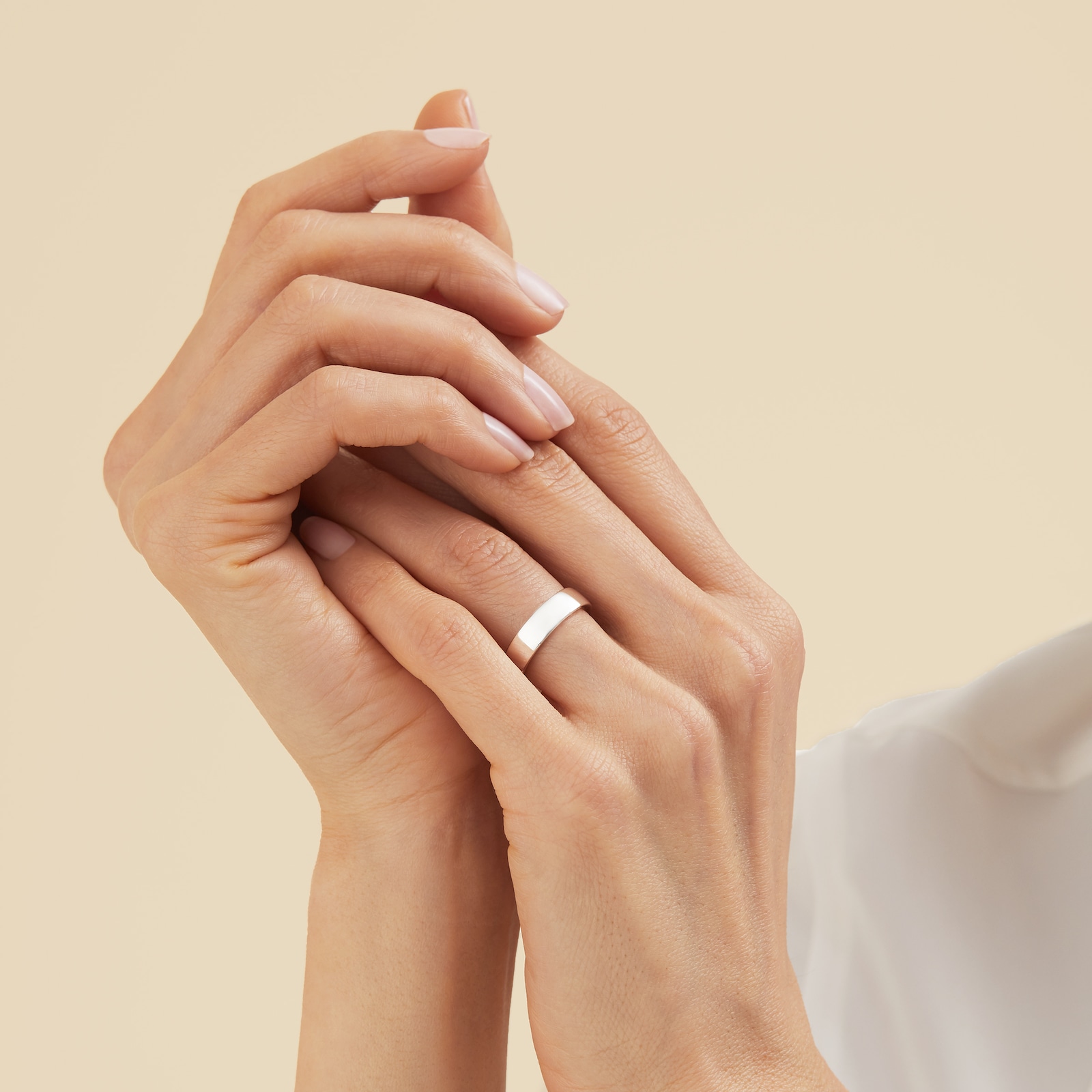 886 Royal Mint Sterling Silver 5mm Ring JLBR-MS | Goldsmiths